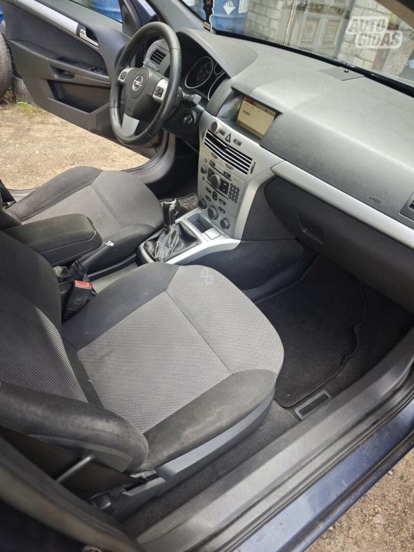 Opel Astra 2010 Telšiai, ar dzinēja tilpumu 1.70 L un nobraukumu 242 tūkst. km par 1200 €, foto 10 vietnē AUTOMOTO.COM.LV