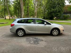 Opel Astra 2011 Cēsis, ar dzinēja tilpumu 1.30 L un nobraukumu 295 tūkst. km par 1990 €, foto 6 vietnē AUTOMOTO.COM.LV