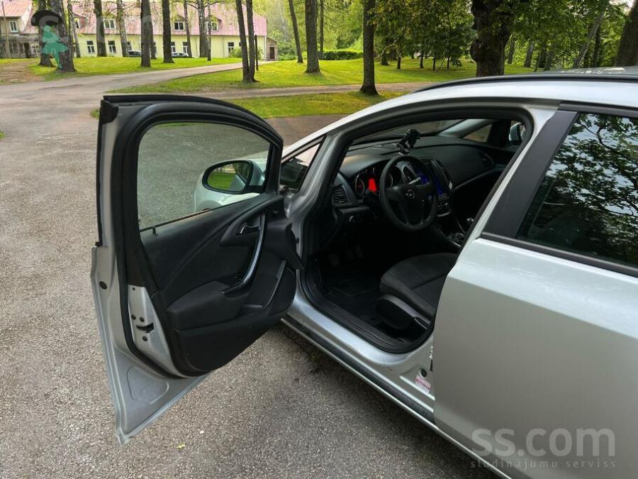 Opel Astra 2011 Cēsis, ar dzinēja tilpumu 1.30 L un nobraukumu 295 tūkst. km par 1990 €, foto 11 vietnē AUTOMOTO.COM.LV