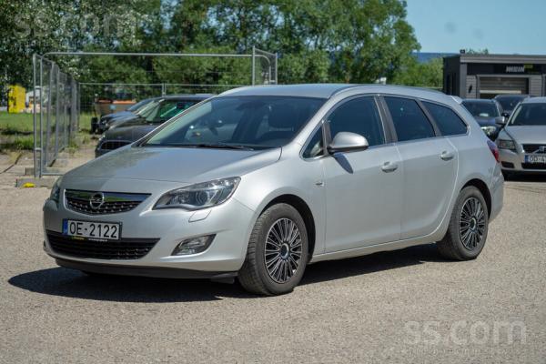 Opel Astra 2011 Liepāja, ar dzinēja tilpumu 1.40 L un nobraukumu 240 tūkst. km par 3950 €, foto 3 vietnē AUTOMOTO.COM.LV