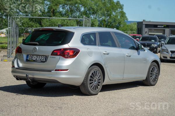 Opel Astra 2011 Liepāja, ar dzinēja tilpumu 1.40 L un nobraukumu 240 tūkst. km par 3950 €, foto 6 vietnē AUTOMOTO.COM.LV