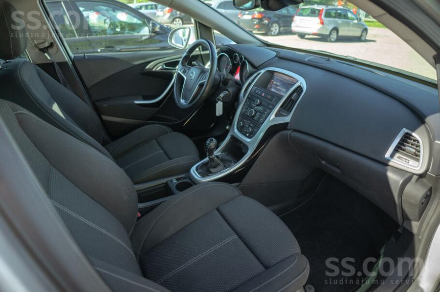 Opel Astra 2011 Liepāja, ar dzinēja tilpumu 1.40 L un nobraukumu 240 tūkst. km par 3950 €, foto 12 vietnē AUTOMOTO.COM.LV