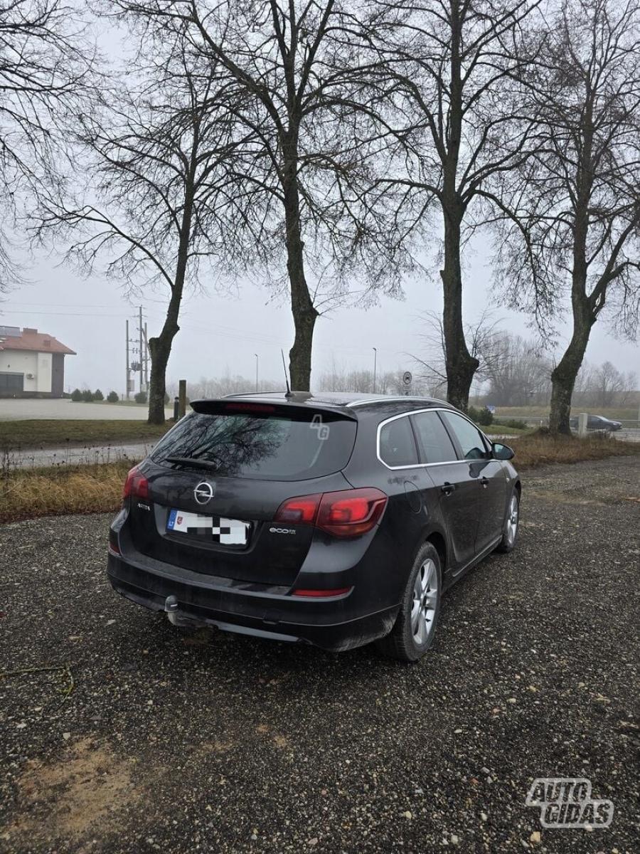 Opel Astra 2011 Šauļi, ar dzinēja tilpumu 1.70 L un nobraukumu 260 tūkst. km par 3600 €, foto 4 vietnē AUTOMOTO.COM.LV