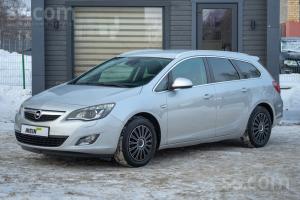 Opel Astra 2011 Liepāja, ar dzinēja tilpumu 1.40 L un nobraukumu 242 tūkst. km par 4200 €, foto 2 vietnē AUTOMOTO.COM.LV
