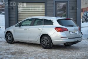 Opel Astra 2011 Liepāja, ar dzinēja tilpumu 1.40 L un nobraukumu 242 tūkst. km par 4200 €, foto 3 vietnē AUTOMOTO.COM.LV