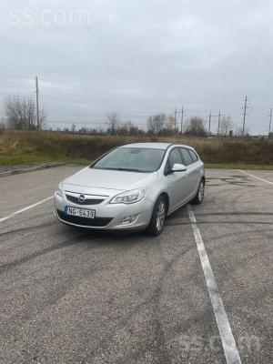Opel Astra 2011 Daugavpils, ar dzinēja tilpumu 1.70 L un nobraukumu 268 tūkst. km par 3650 €, foto  vietnē AUTOMOTO.COM.LV