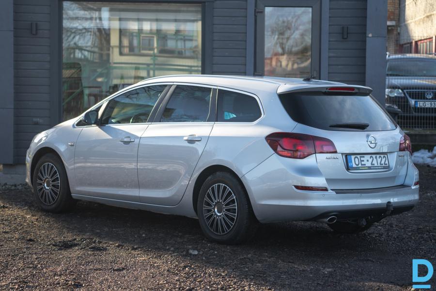 Opel Astra 2011 Liepāja, ar dzinēja tilpumu 1.40 L un nobraukumu 242 tūkst. km par 4400 €, foto 2 vietnē AUTOMOTO.COM.LV