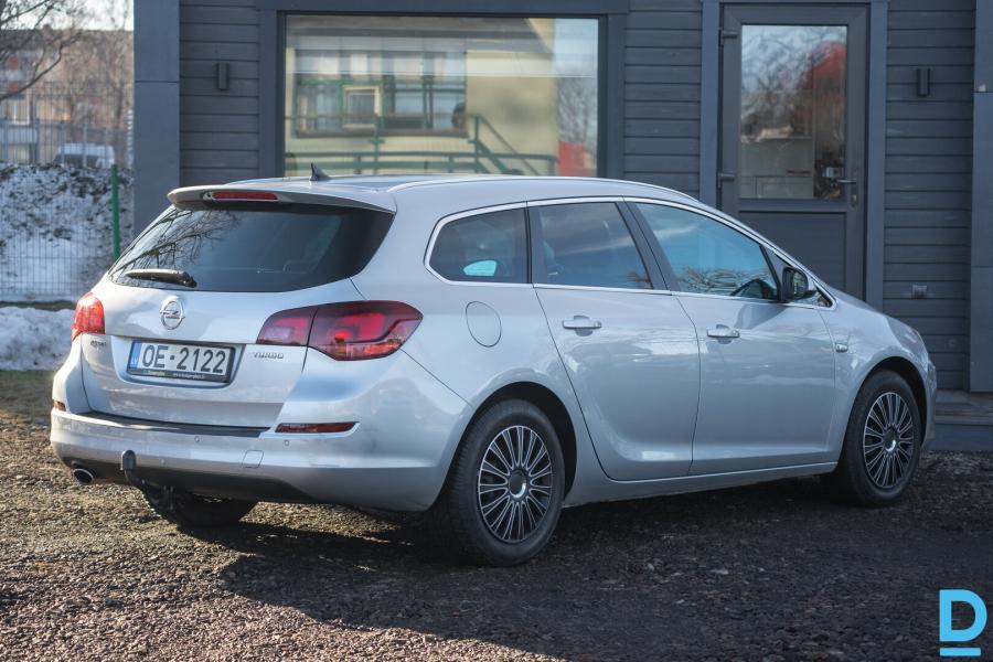 Opel Astra 2011 Liepāja, ar dzinēja tilpumu 1.40 L un nobraukumu 242 tūkst. km par 4400 €, foto 3 vietnē AUTOMOTO.COM.LV