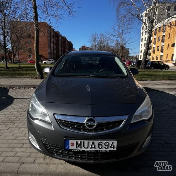 Opel Astra 2011 Klaipėda, ar dzinēja tilpumu 1.70 L un nobraukumu 367 tūkst. km par 2300 €, foto 2 vietnē AUTOMOTO.COM.LV