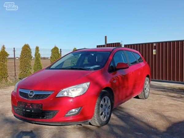 Opel Astra 2011 in Kretinga, with an engine capacity of 1.40 L and mileage of 260 thousand km for 3200 €, photo 1 on AUTOMOTO.COM.LV
