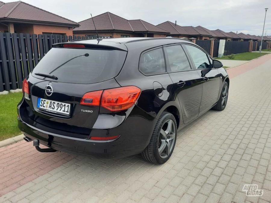 Opel Astra 2011 Kretinga, ar dzinēja tilpumu 2.00 L un nobraukumu 224 tūkst. km par 4390 €, foto 7 vietnē AUTOMOTO.COM.LV