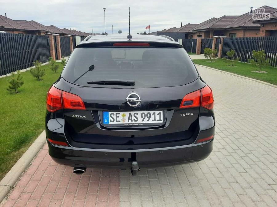 Opel Astra 2011 Kretinga, ar dzinēja tilpumu 2.00 L un nobraukumu 224 tūkst. km par 4390 €, foto 8 vietnē AUTOMOTO.COM.LV
