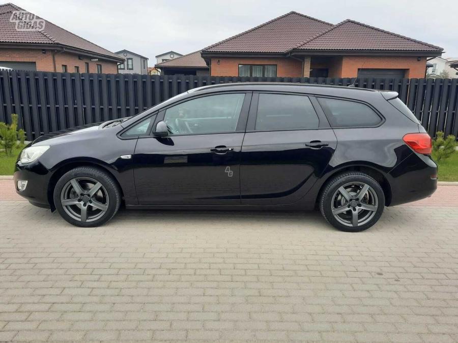 Opel Astra 2011 Kretinga, ar dzinēja tilpumu 2.00 L un nobraukumu 224 tūkst. km par 4390 €, foto 9 vietnē AUTOMOTO.COM.LV