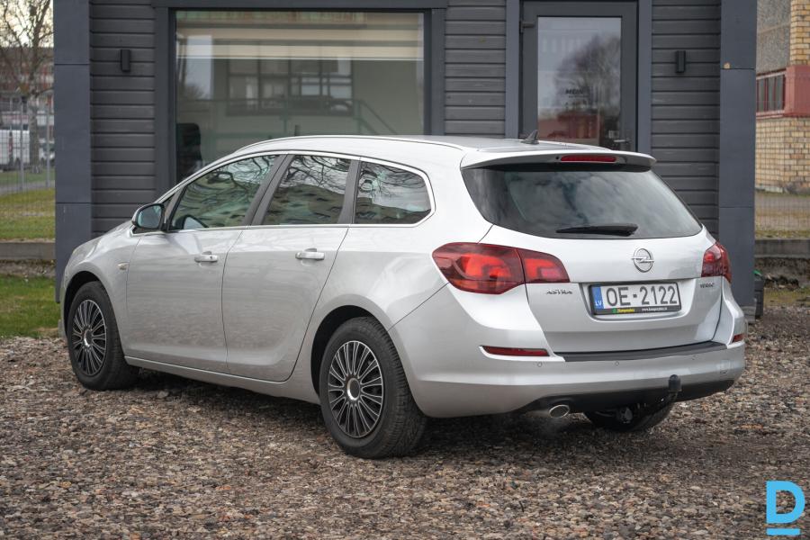 Opel Astra 2011 Liepāja, ar dzinēja tilpumu 1.40 L un nobraukumu 242 tūkst. km par 4400 €, foto 4 vietnē AUTOMOTO.COM.LV