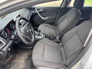 Opel Astra 2011 in Vilnius, with an engine capacity of 1.70 L and mileage of 272 thousand km for 1950 €, photo 11 on AUTOMOTO.COM.LV