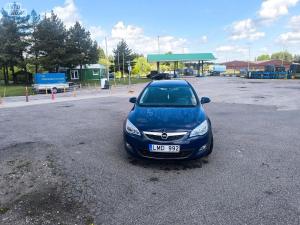 Opel Astra 2011 in Kaunas, with an engine capacity of 1.70 L and mileage of 30 thousand km for 1890 €, photo  on AUTOMOTO.COM.LV