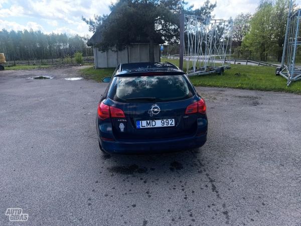 Opel Astra 2011 Kauņa, ar dzinēja tilpumu 1.70 L un nobraukumu 30 tūkst. km par 1890 €, foto 5 vietnē AUTOMOTO.COM.LV