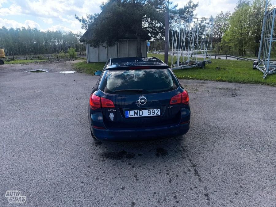 Opel Astra 2011 Kauņa, ar dzinēja tilpumu 1.70 L un nobraukumu 30 tūkst. km par 1890 €, foto 6 vietnē AUTOMOTO.COM.LV