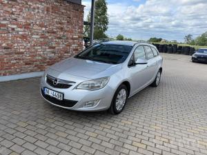 Opel Astra 2011 in Talsi, with an engine capacity of 1.70 L and mileage of 0 thousand km for 1940 €, photo  on AUTOMOTO.COM.LV