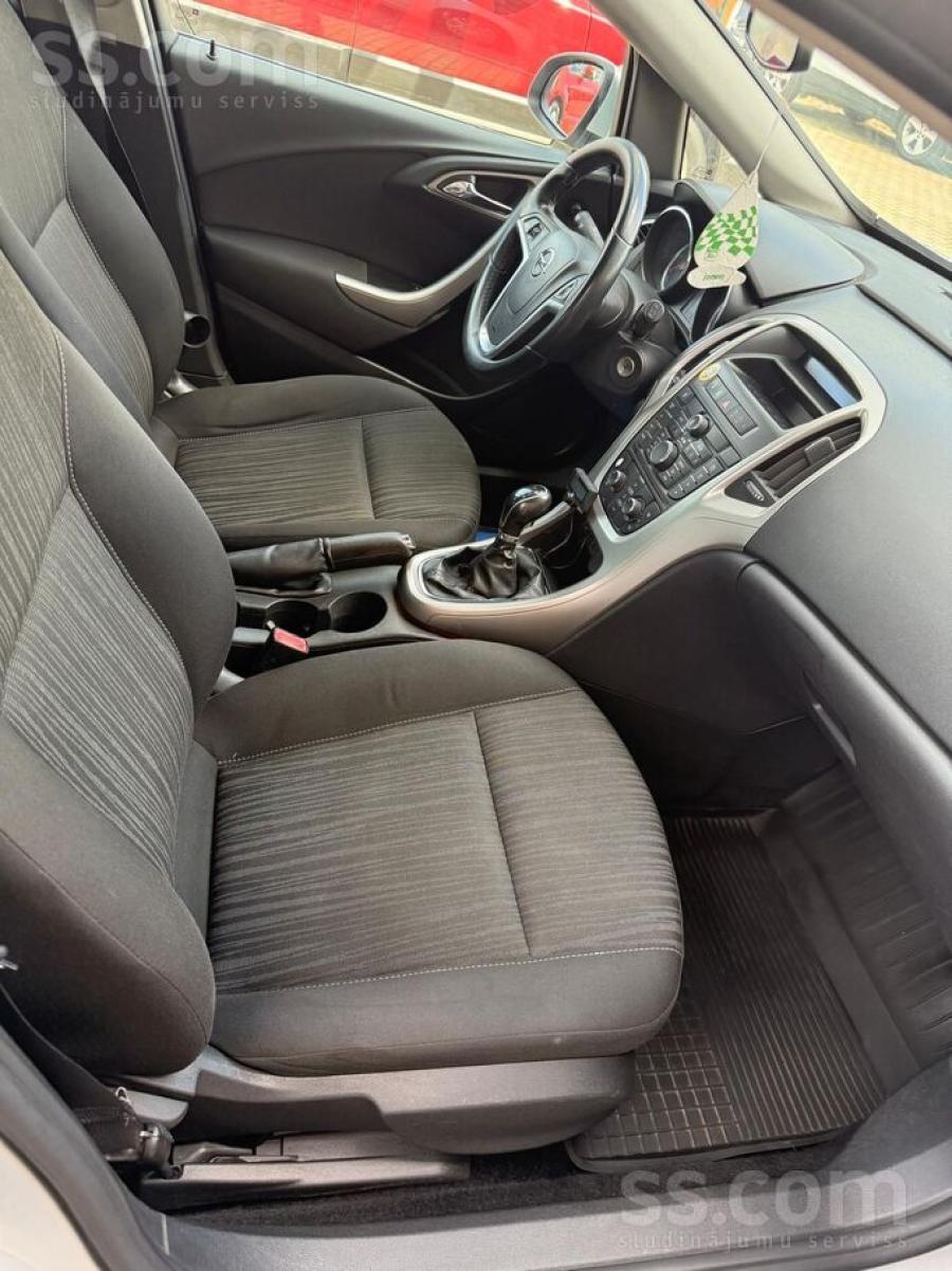 Opel Astra 2011 Talsi, ar dzinēja tilpumu 1.70 L un nobraukumu 0 tūkst. km par 1940 €, foto 22 vietnē AUTOMOTO.COM.LV