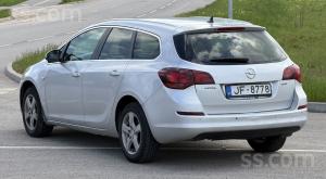 Opel Astra 2011 in Valmiera, with an engine capacity of 1.70 L and mileage of 270 thousand km for 2450 €, photo 5 on AUTOMOTO.COM.LV