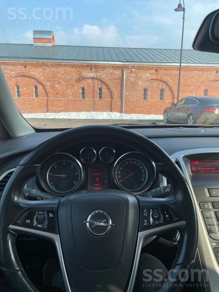 Opel Astra 2011 Daugavpils, ar dzinēja tilpumu 1.70 L un nobraukumu 268 tūkst. km par 3550 €, foto 9 vietnē AUTOMOTO.COM.LV
