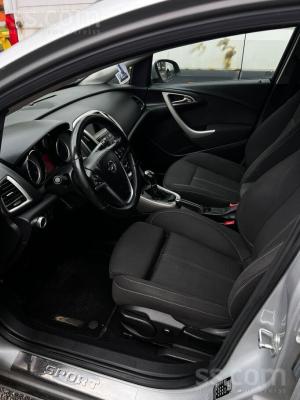 Opel Astra 2011 Jelgava, ar dzinēja tilpumu 1.70 L un nobraukumu 218 tūkst. km par 3500 €, foto 9 vietnē AUTOMOTO.COM.LV
