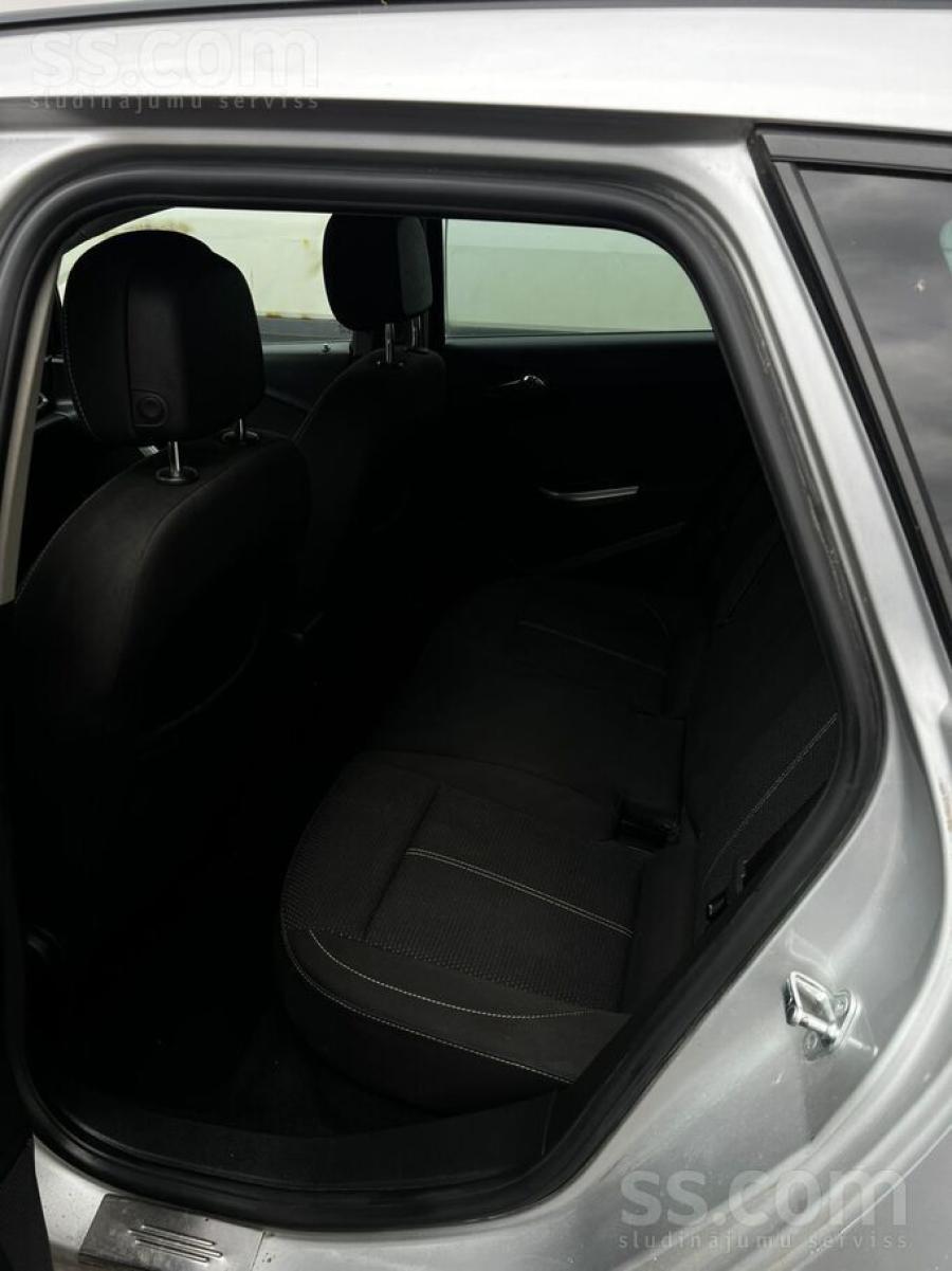 Opel Astra 2011 Jelgava, ar dzinēja tilpumu 1.70 L un nobraukumu 218 tūkst. km par 3500 €, foto 11 vietnē AUTOMOTO.COM.LV
