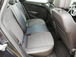 Opel Astra 2011 in Riga, with an engine capacity of 2.00 L and mileage of 233 thousand km for 4990 €, photo 18 on AUTOMOTO.COM.LV