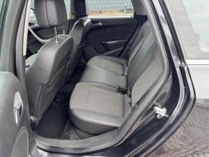 Opel Astra 2011 in Riga, with an engine capacity of 2.00 L and mileage of 233 thousand km for 4990 €, photo 21 on AUTOMOTO.COM.LV