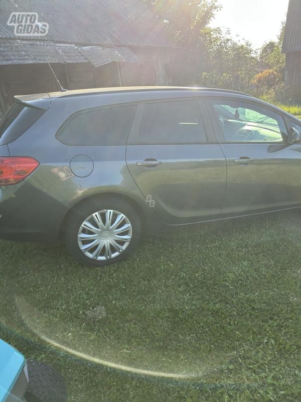 Opel Astra 2011 Šauļi, ar dzinēja tilpumu 2.00 L un nobraukumu 374 tūkst. km par 1680 €, foto 4 vietnē AUTOMOTO.COM.LV