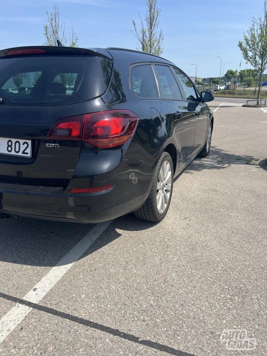 Opel Astra 2011 Viļņa, ar dzinēja tilpumu 2.00 L un nobraukumu 240 tūkst. km par 3300 €, foto 5 vietnē AUTOMOTO.COM.LV