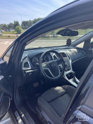Opel Astra 2011 Viļņa, ar dzinēja tilpumu 2.00 L un nobraukumu 240 tūkst. km par 3300 €, foto 7 vietnē AUTOMOTO.COM.LV