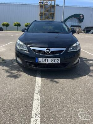 Opel Astra 2011 Viļņa, ar dzinēja tilpumu 2.00 L un nobraukumu 240 tūkst. km par 3300 €, foto 9 vietnē AUTOMOTO.COM.LV