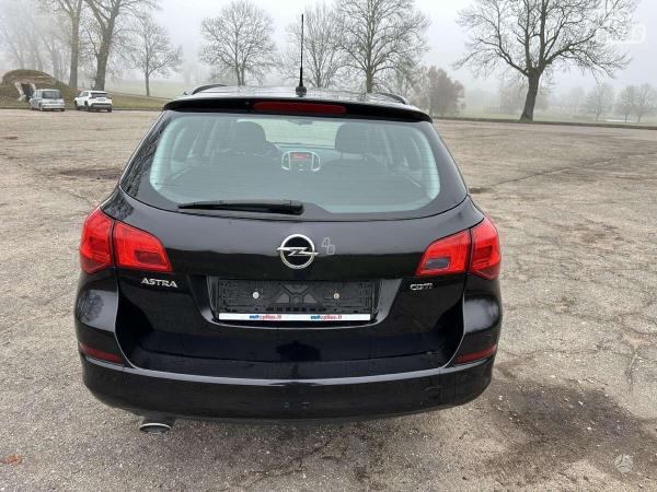 Opel Astra 2011 in Kaunas, with an engine capacity of 2.00 L and mileage of 193 thousand km for 3480 €, photo 6 on AUTOMOTO.COM.LV