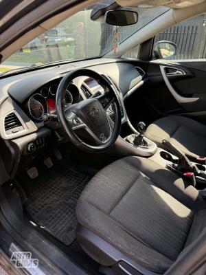 Opel Astra 2011 Viļņa, ar dzinēja tilpumu 1.70 L un nobraukumu 300 tūkst. km par 1250 €, foto 10 vietnē AUTOMOTO.COM.LV