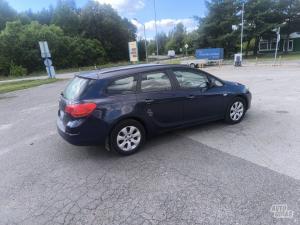 Opel Astra 2011 Kauņa, ar dzinēja tilpumu 1.70 L un nobraukumu 301 tūkst. km par 1490 €, foto 5 vietnē AUTOMOTO.COM.LV