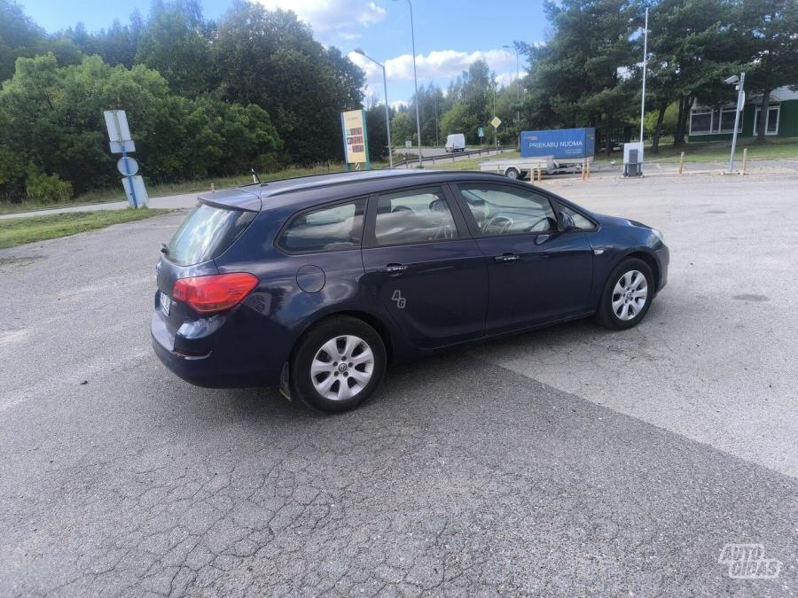 Opel Astra 2011 Kauņa, ar dzinēja tilpumu 1.70 L un nobraukumu 301 tūkst. km par 1490 €, foto 5 vietnē AUTOMOTO.COM.LV