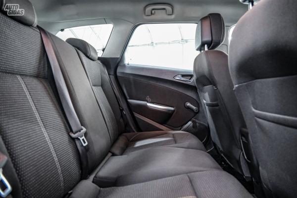 Opel Astra 2012 Kauņa, ar dzinēja tilpumu 1.70 L un nobraukumu 250 tūkst. km par 4490 €, foto 10 vietnē AUTOMOTO.COM.LV