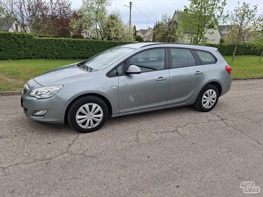 Opel Astra 2012 Ukmergė, ar dzinēja tilpumu 1.70 L un nobraukumu 245 tūkst. km par 2750 €, foto 6 vietnē AUTOMOTO.COM.LV
