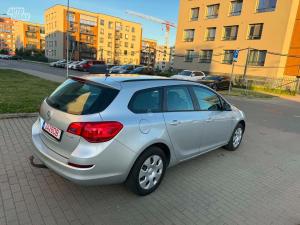 Opel Astra 2012 Viļņa, ar dzinēja tilpumu 1.40 L un nobraukumu 250 tūkst. km par 2300 €, foto 5 vietnē AUTOMOTO.COM.LV