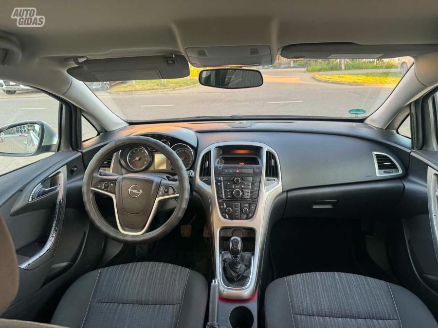 Opel Astra 2012 Viļņa, ar dzinēja tilpumu 1.40 L un nobraukumu 250 tūkst. km par 2300 €, foto 8 vietnē AUTOMOTO.COM.LV