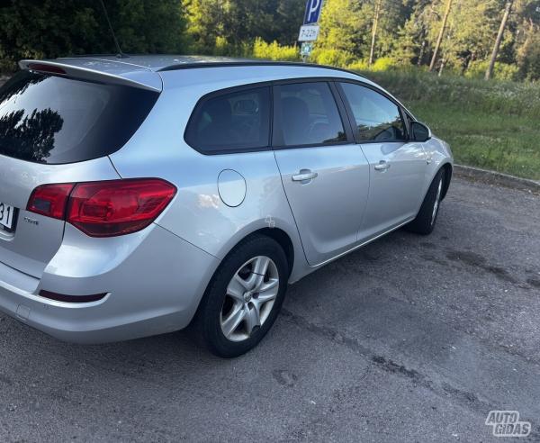 Opel Astra 2012 Druskininkai, ar dzinēja tilpumu 1.60 L un nobraukumu 236 tūkst. km par 2800 €, foto 4 vietnē AUTOMOTO.COM.LV
