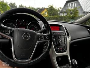 Opel Astra 2012 Druskininkai, ar dzinēja tilpumu 1.60 L un nobraukumu 236 tūkst. km par 2800 €, foto 6 vietnē AUTOMOTO.COM.LV