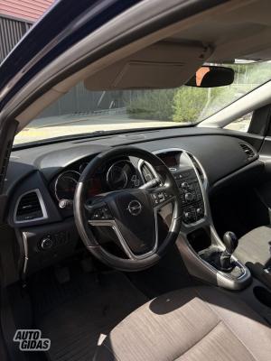 Opel Astra 2012 in Kaunas, with an engine capacity of 1.70 L and mileage of 300 thousand km for 2300 €, photo 7 on AUTOMOTO.COM.LV