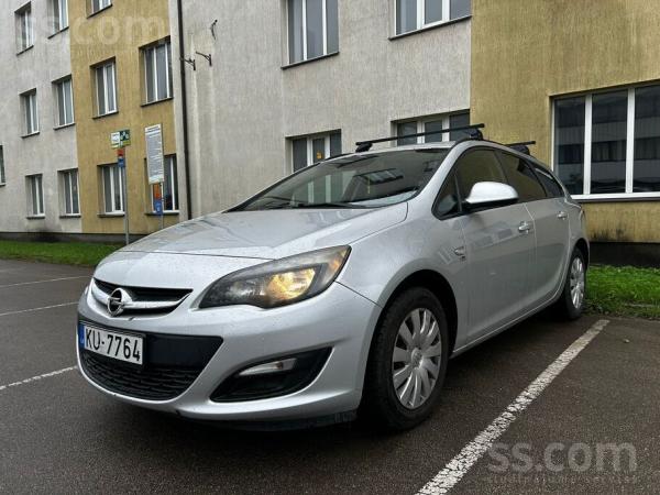 Opel Astra 2013 in Riga, with an engine capacity of 1.70 L and mileage of 314 thousand km for 2350 €, photo 1 on AUTOMOTO.COM.LV