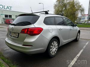 Opel Astra 2013 in Riga, with an engine capacity of 1.70 L and mileage of 314 thousand km for 2350 €, photo 4 on AUTOMOTO.COM.LV