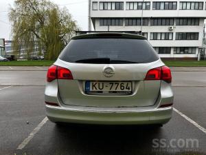 Opel Astra 2013 in Riga, with an engine capacity of 1.70 L and mileage of 314 thousand km for 2350 €, photo 6 on AUTOMOTO.COM.LV