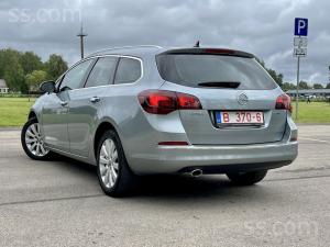 Opel Astra 2013 Cēsis, ar dzinēja tilpumu 2.00 L un nobraukumu 184 tūkst. km par 4650 €, foto 2 vietnē AUTOMOTO.COM.LV