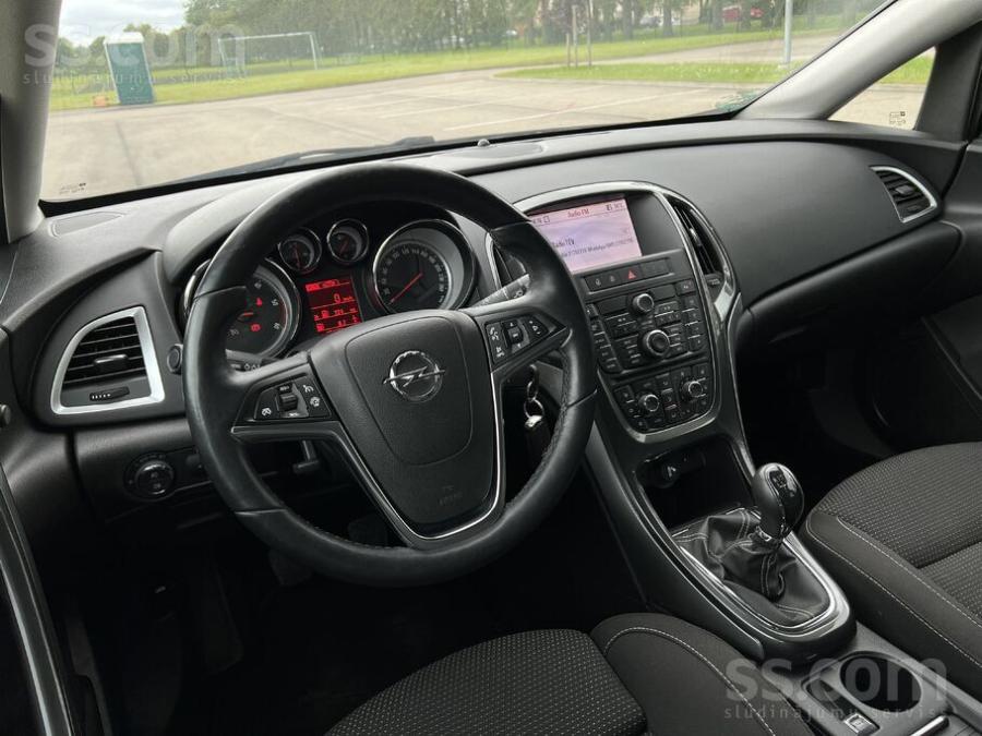 Opel Astra 2013 Cēsis, ar dzinēja tilpumu 2.00 L un nobraukumu 184 tūkst. km par 4650 €, foto 7 vietnē AUTOMOTO.COM.LV